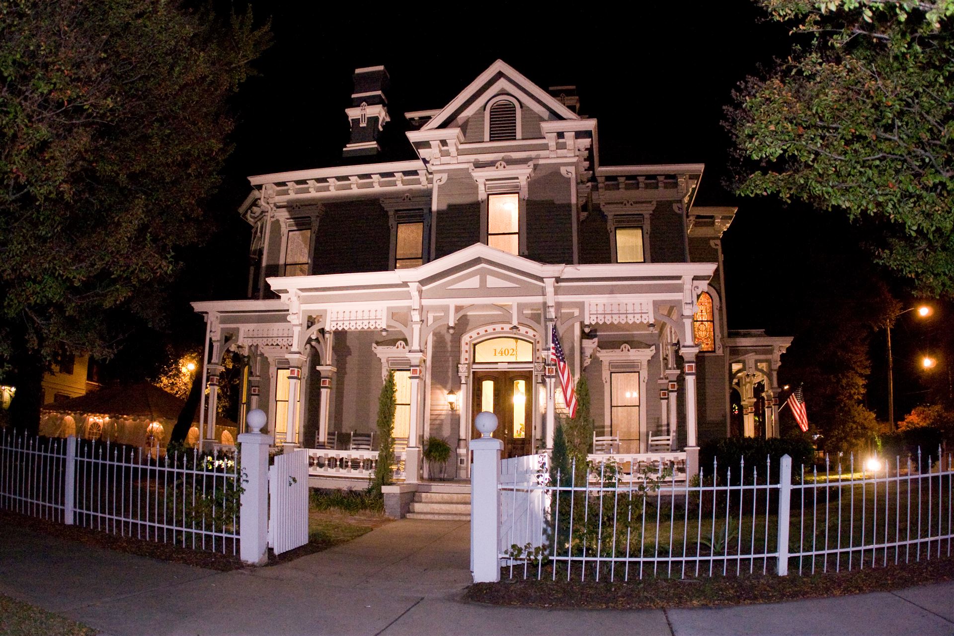 Locations Hub - Garrett-Bullock House