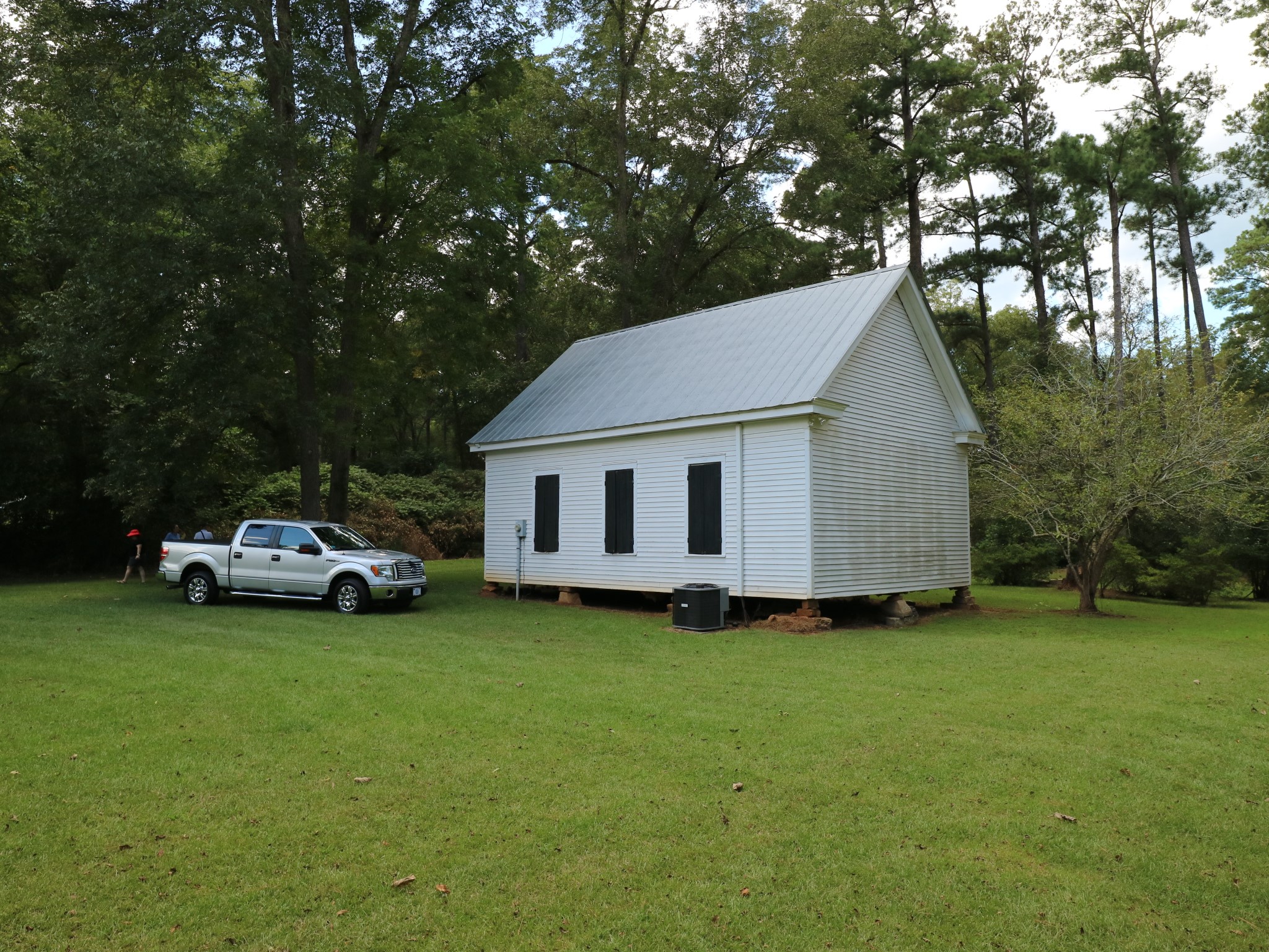 Locations Hub - Old Clinton Historic District