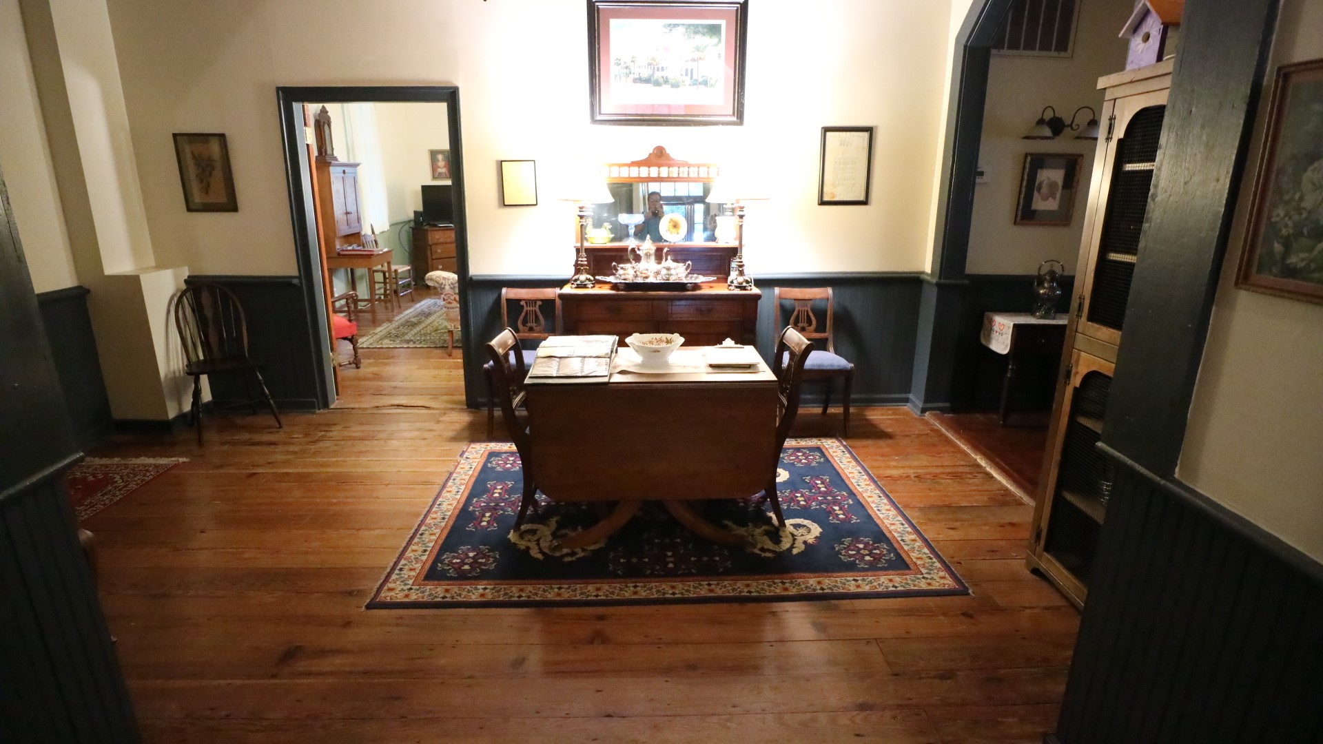 Locations Hub - Hearn Inn