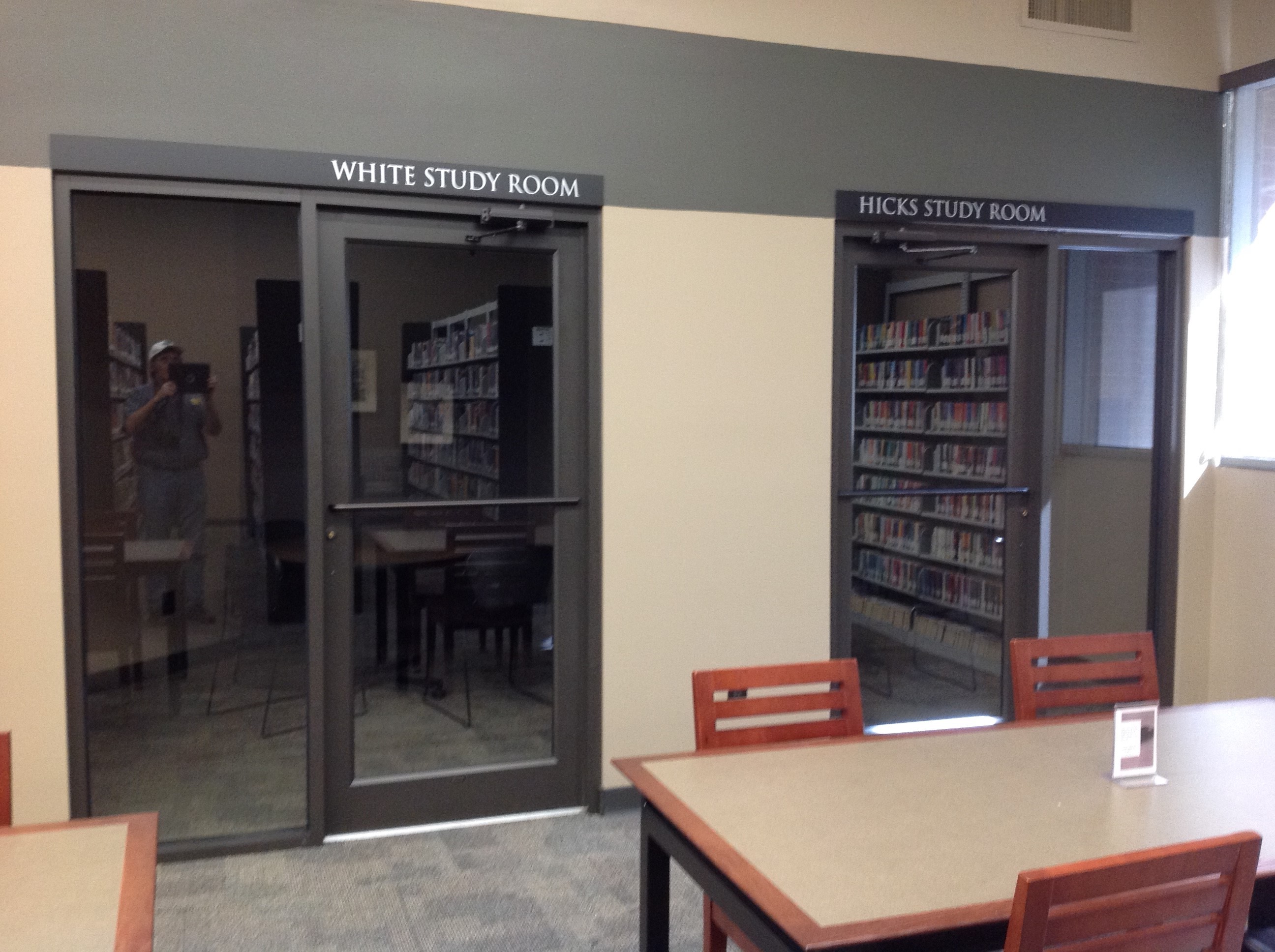 Locations Hub - Rossville Library