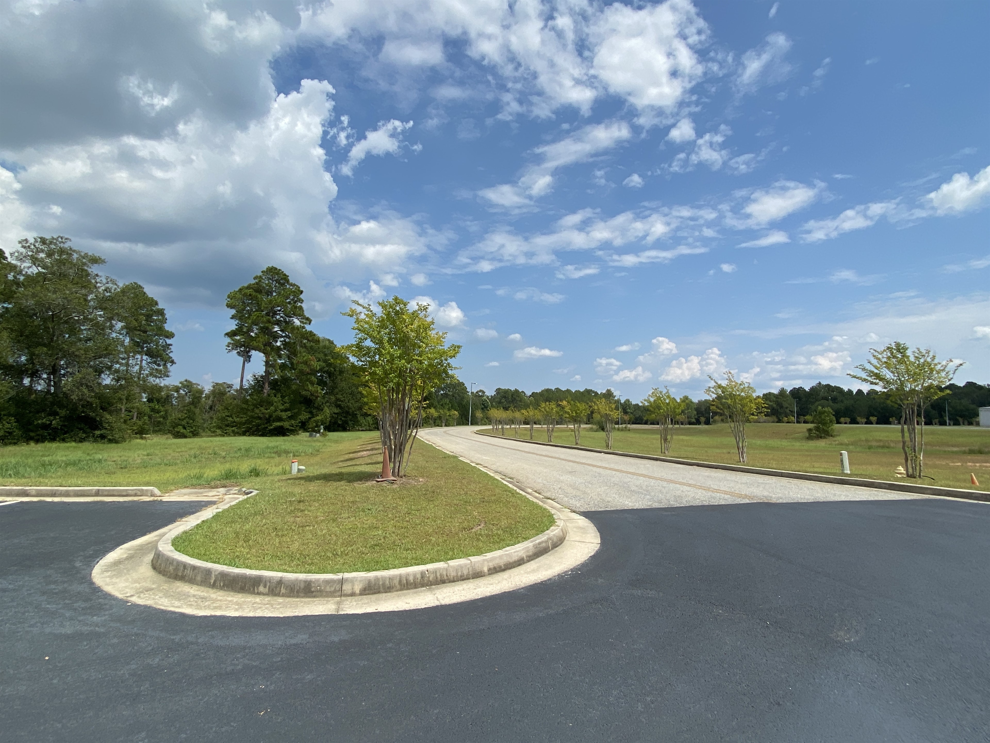 Locations Hub - Fitzgerald Municipal Airport