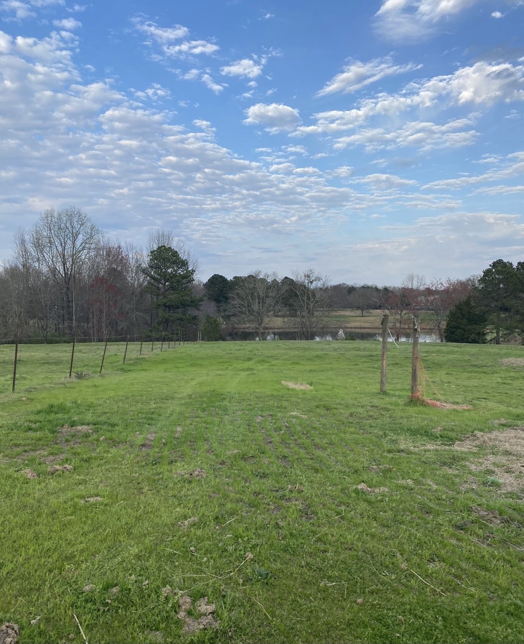 Locations Hub - Jacobs Farm - 28 Acres w/House
