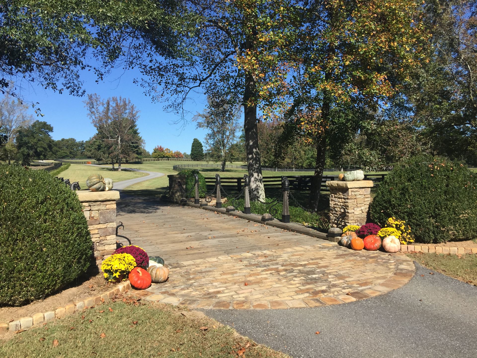 Locations Hub - Elysian Fields Farm