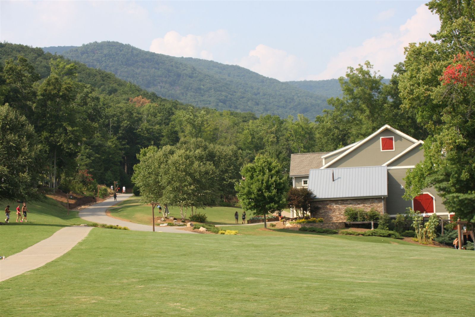 Locations Hub - Sharptop Cove Younglife Camp