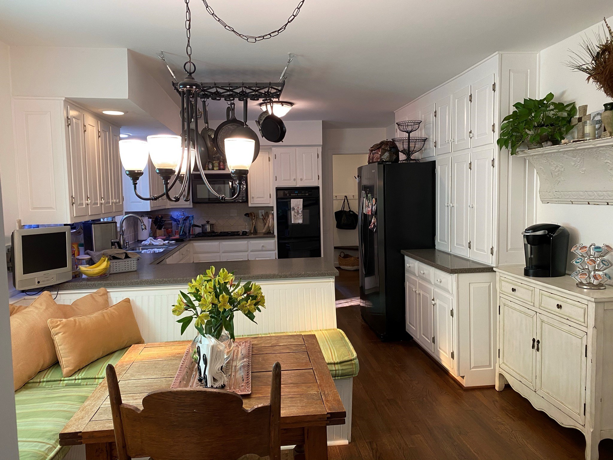 Locations Hub - Unique Cabin / Farmhouse in Smoke Rise Georgia