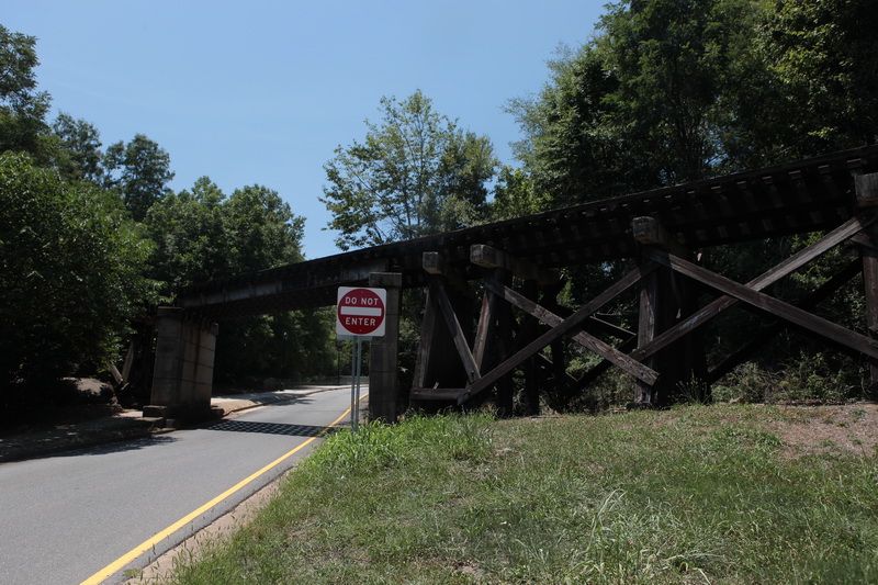 Locations Hub - Great Walton Railroad / Train Tracks