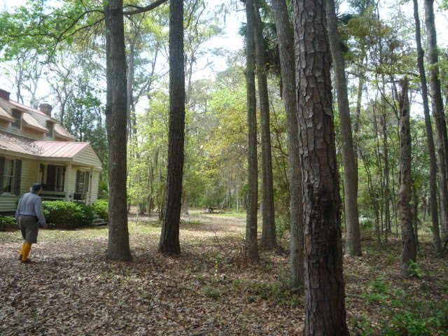 Locations Hub - Indian Bluff