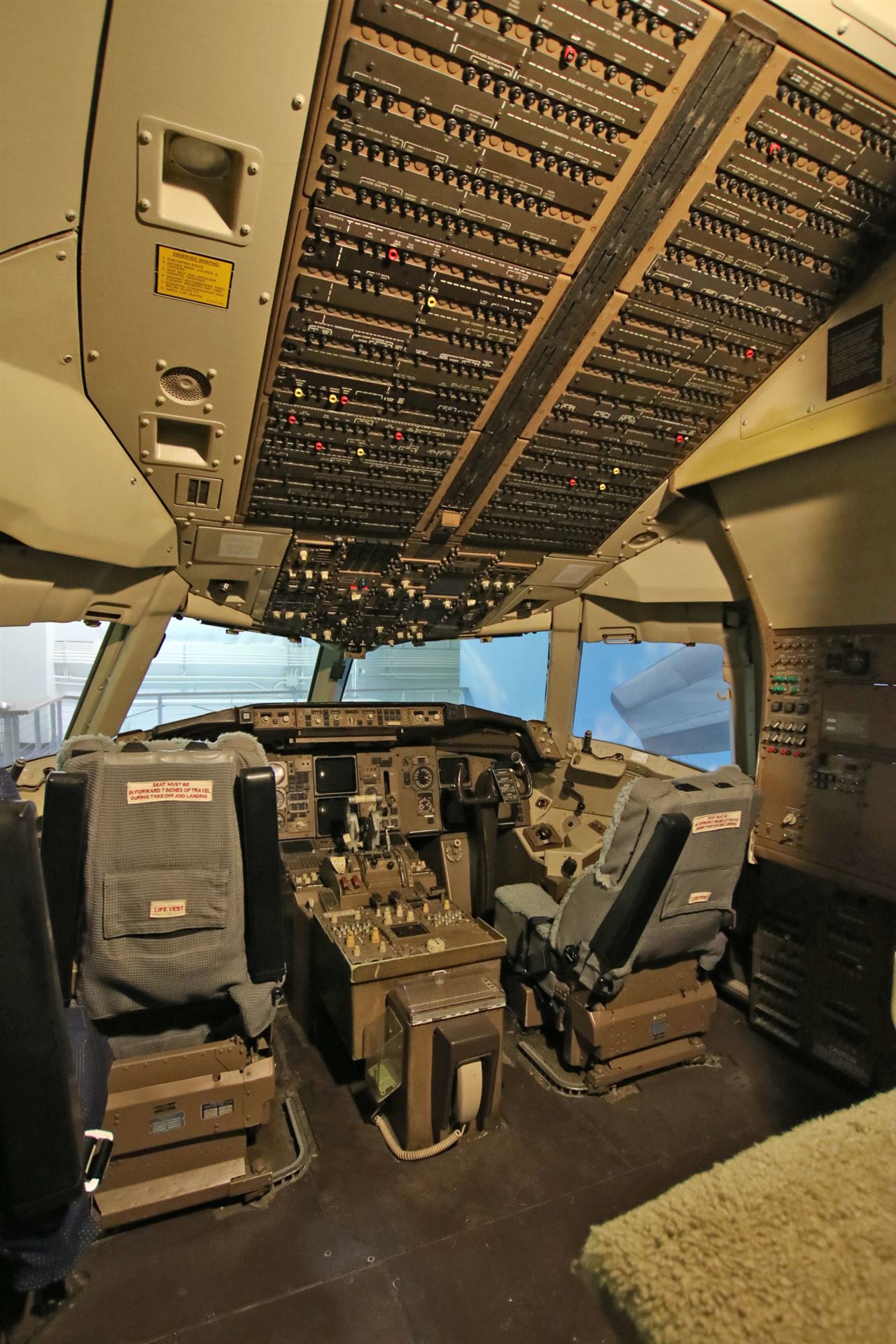 Locations Hub - Delta Flight Museum