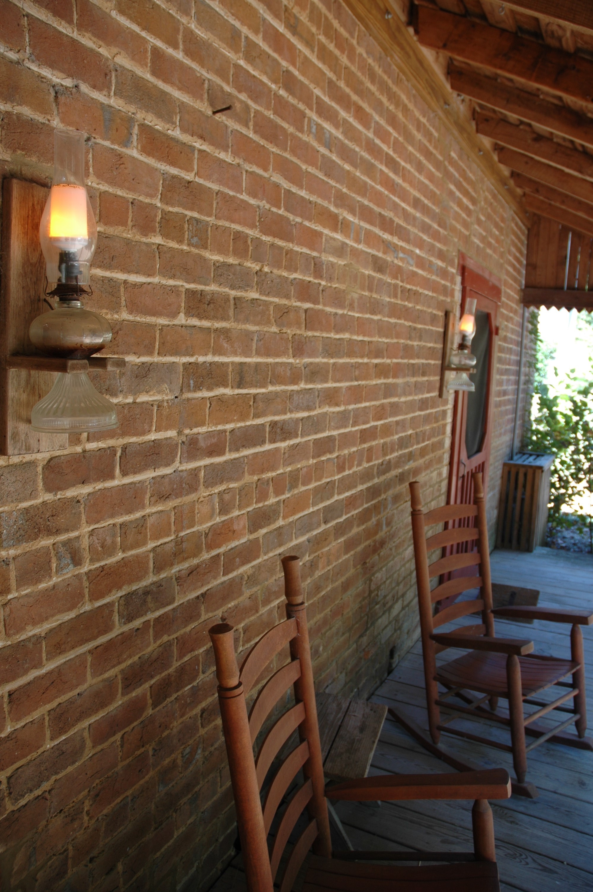 Locations Hub - Primitive House at Gordon Lee Mansion