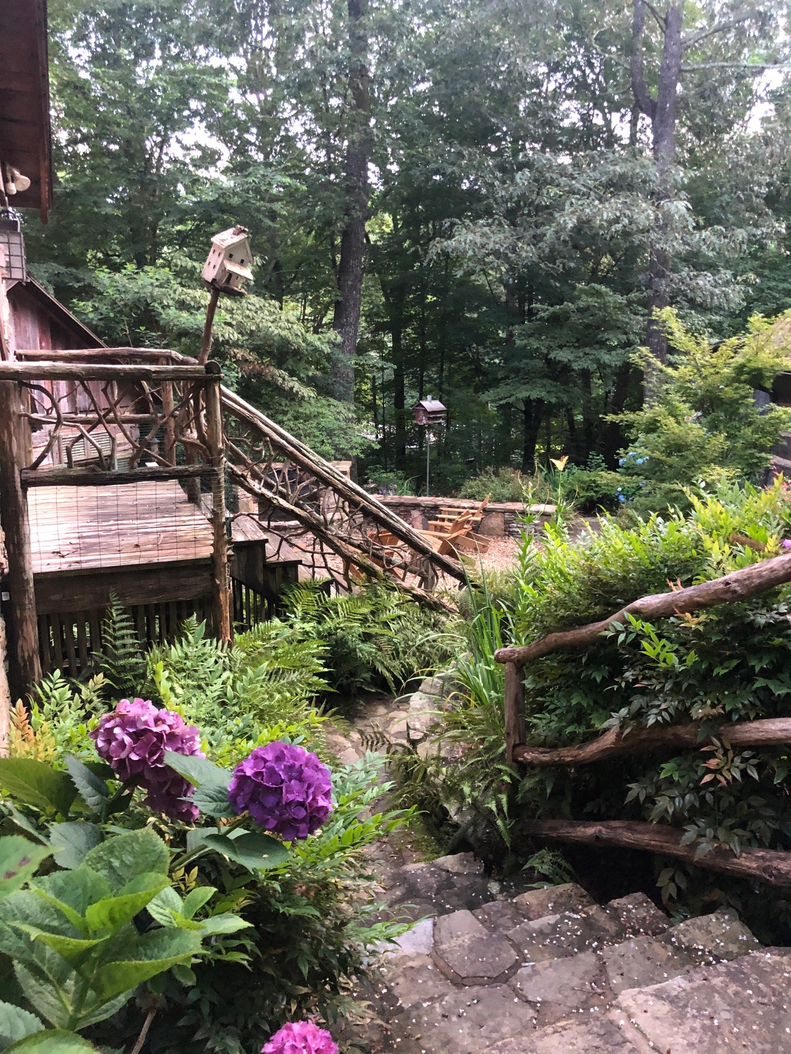 Locations Hub - The Cabins at Lake Rabun