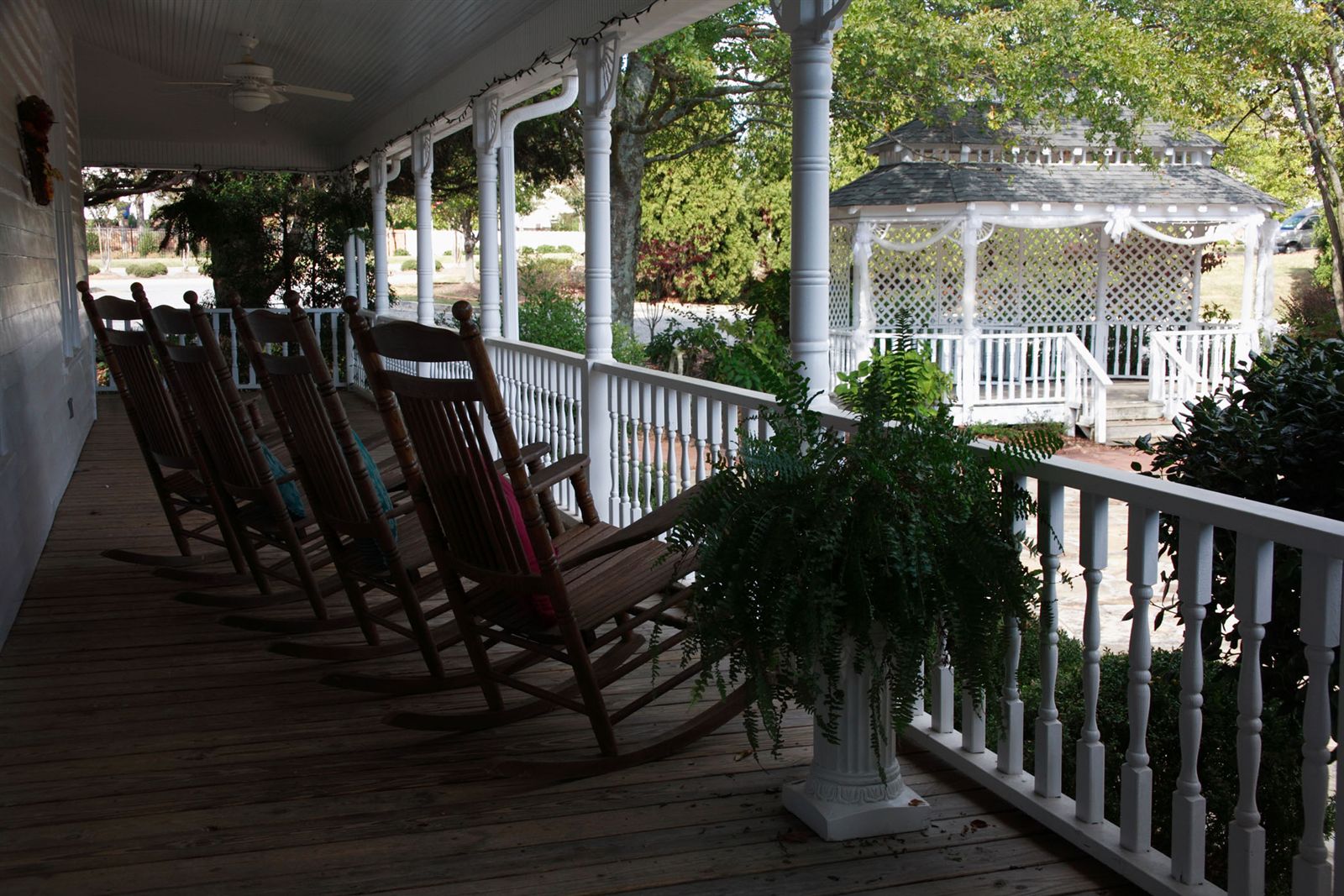 Locations Hub - Mansell House & Gardens