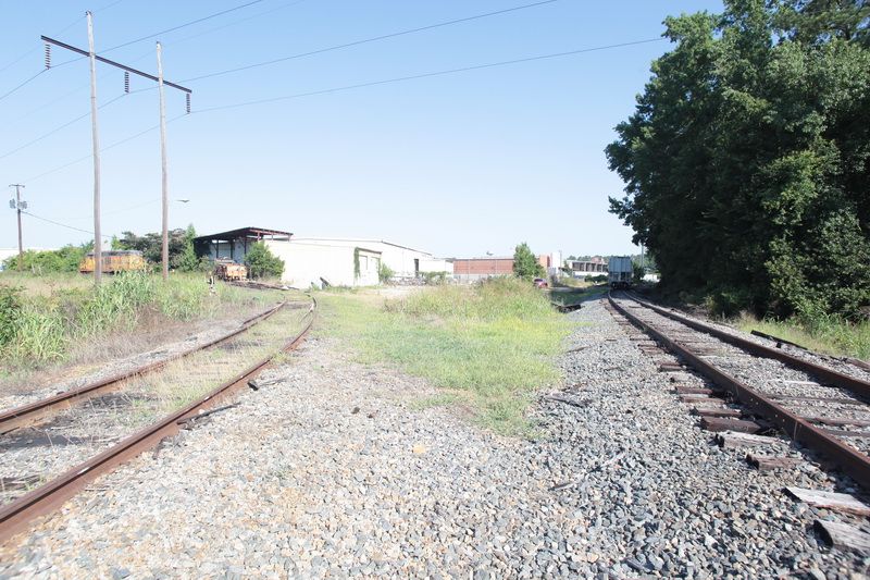 Locations Hub - Great Walton Railroad / Train Tracks