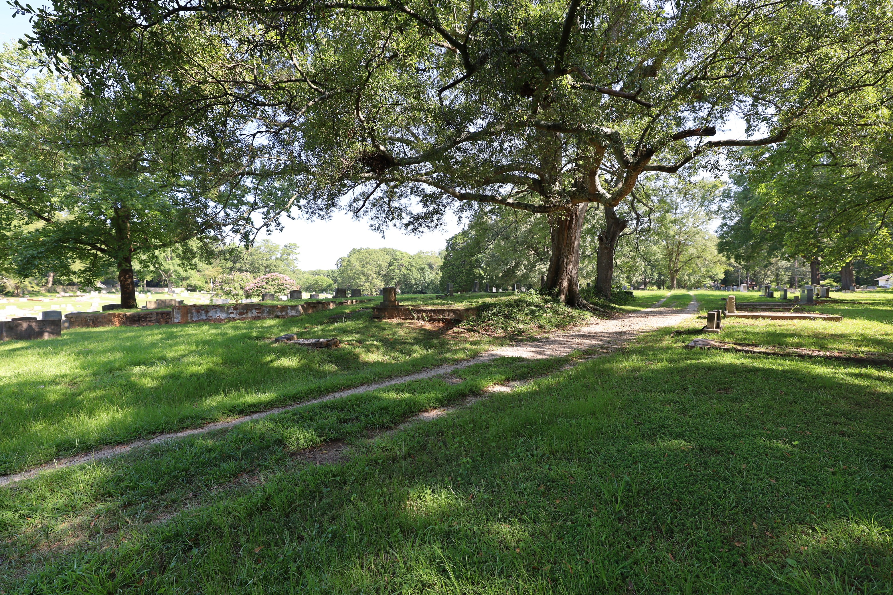 Locations Hub - East View Cemetery