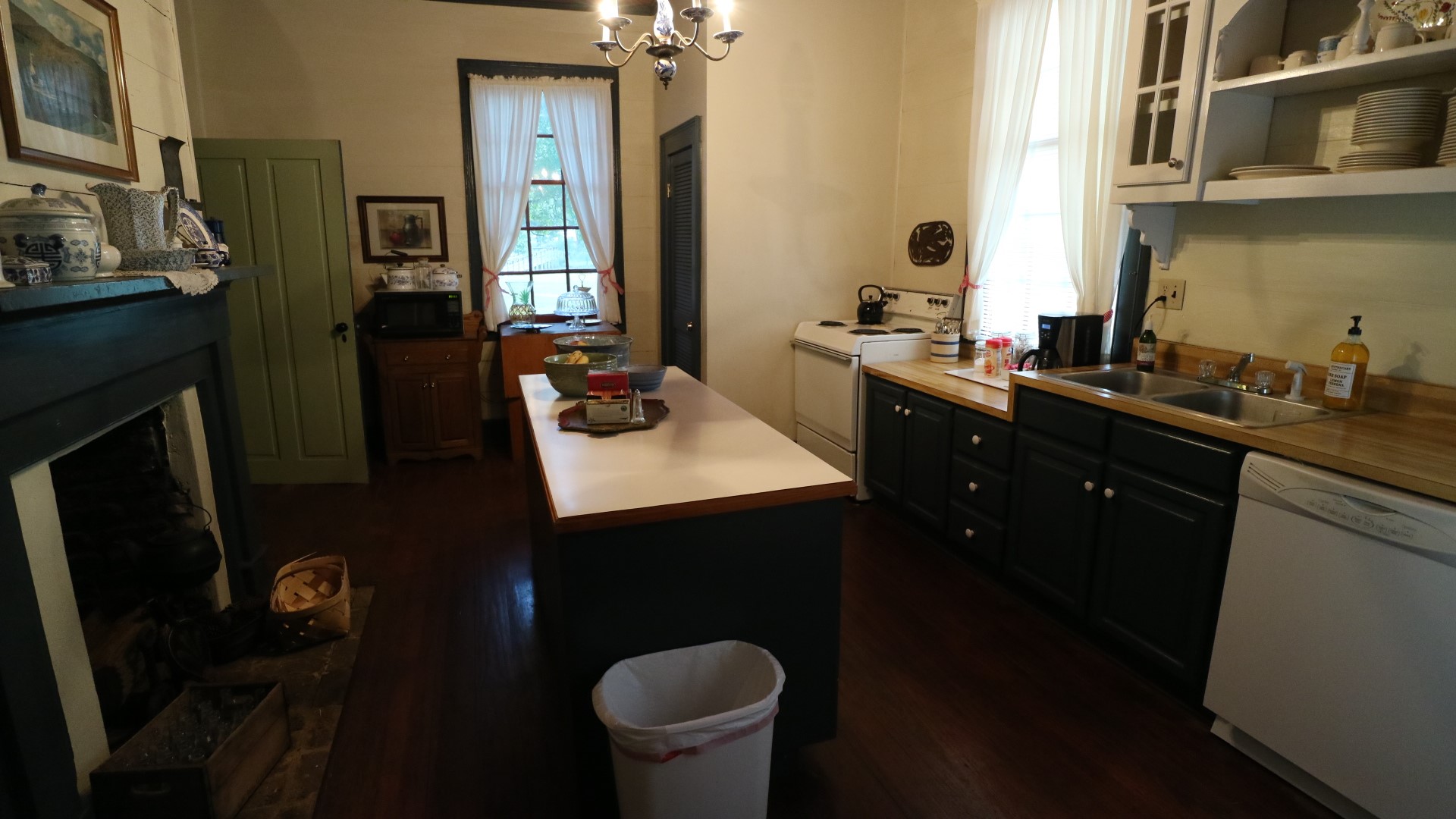 Locations Hub - Hearn Inn