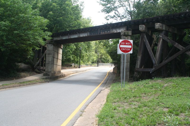 Locations Hub - Great Walton Railroad / Train Tracks