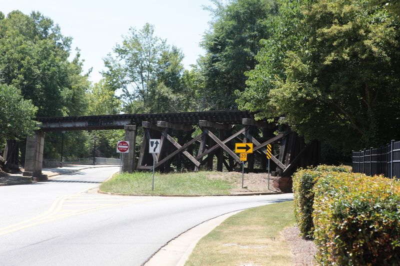 Locations Hub - Great Walton Railroad / Train Tracks