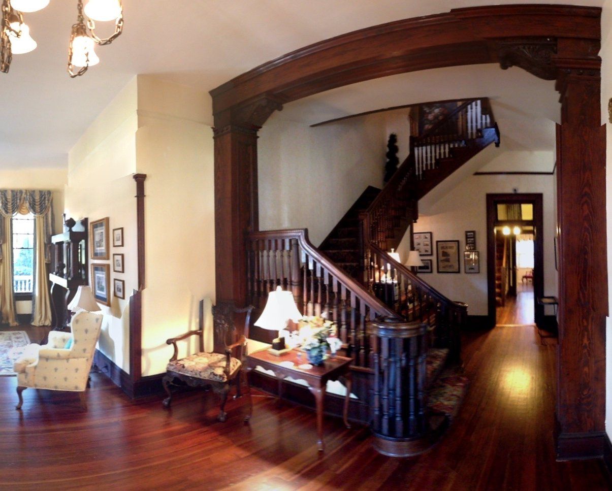 Locations Hub - Braselton Stover House