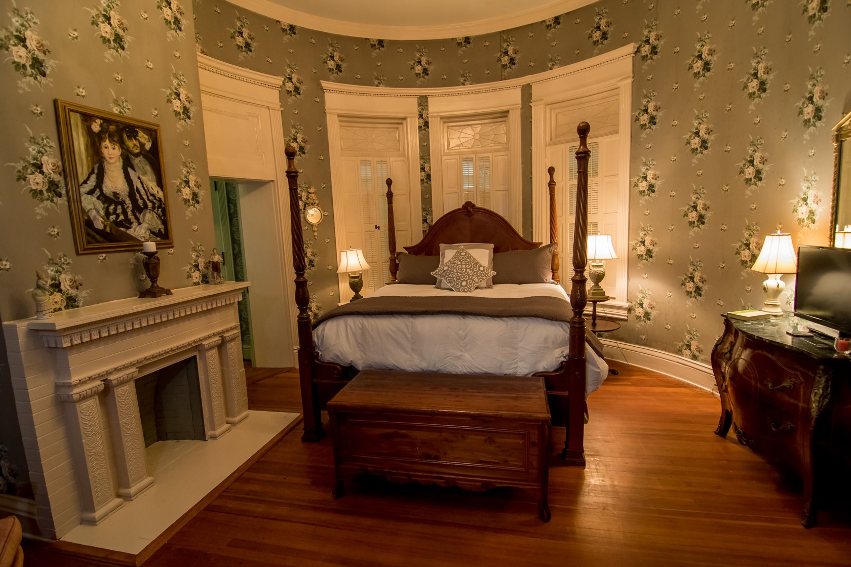 Locations Hub - Wilkins-Fulcher House