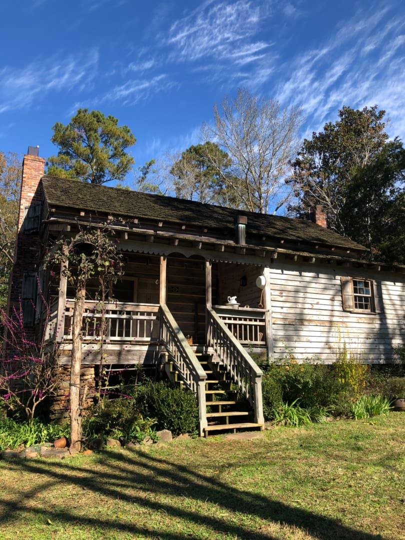 Locations Hub - The William Harris Homestead