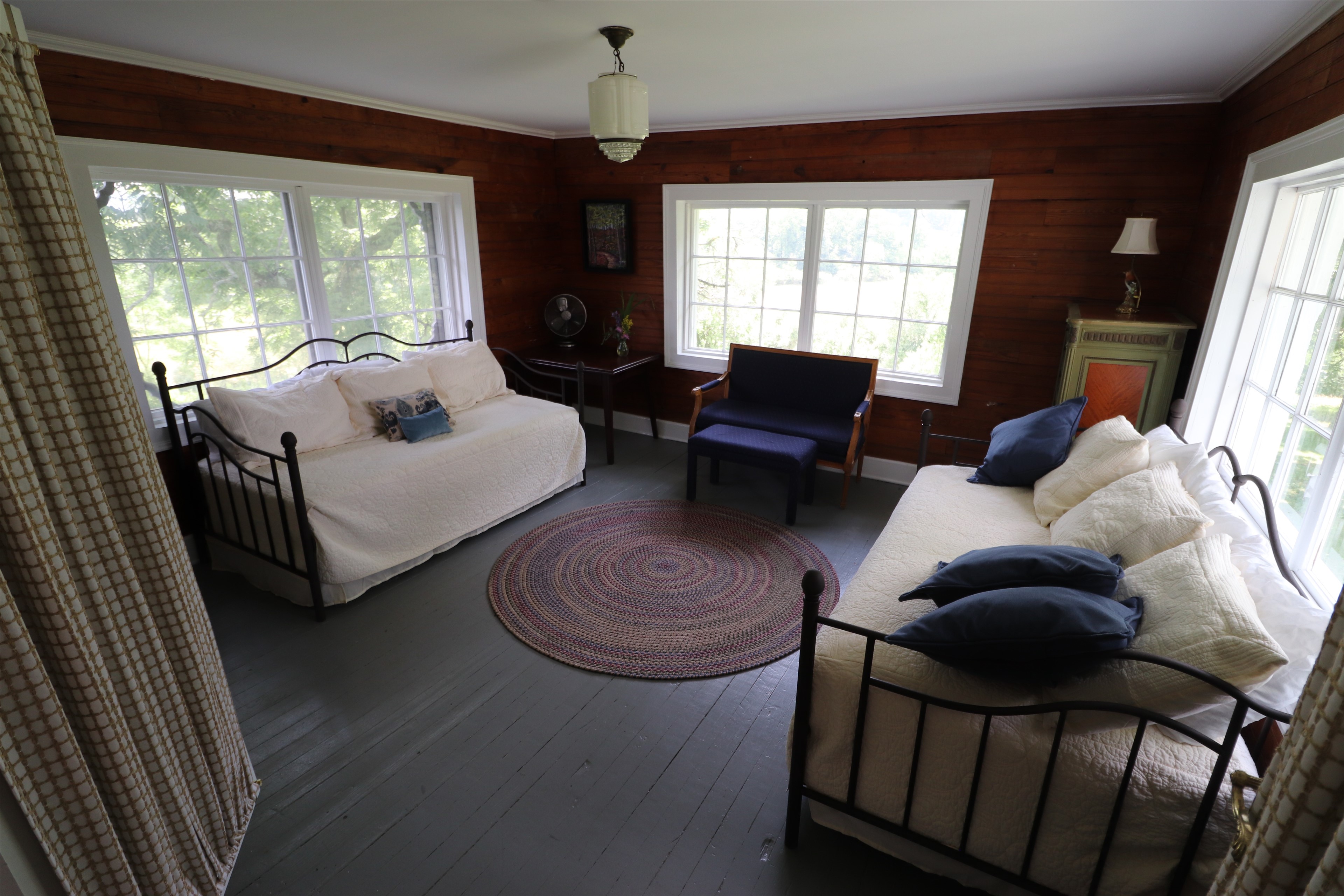 Locations Hub - The Stovall House Inn & Events