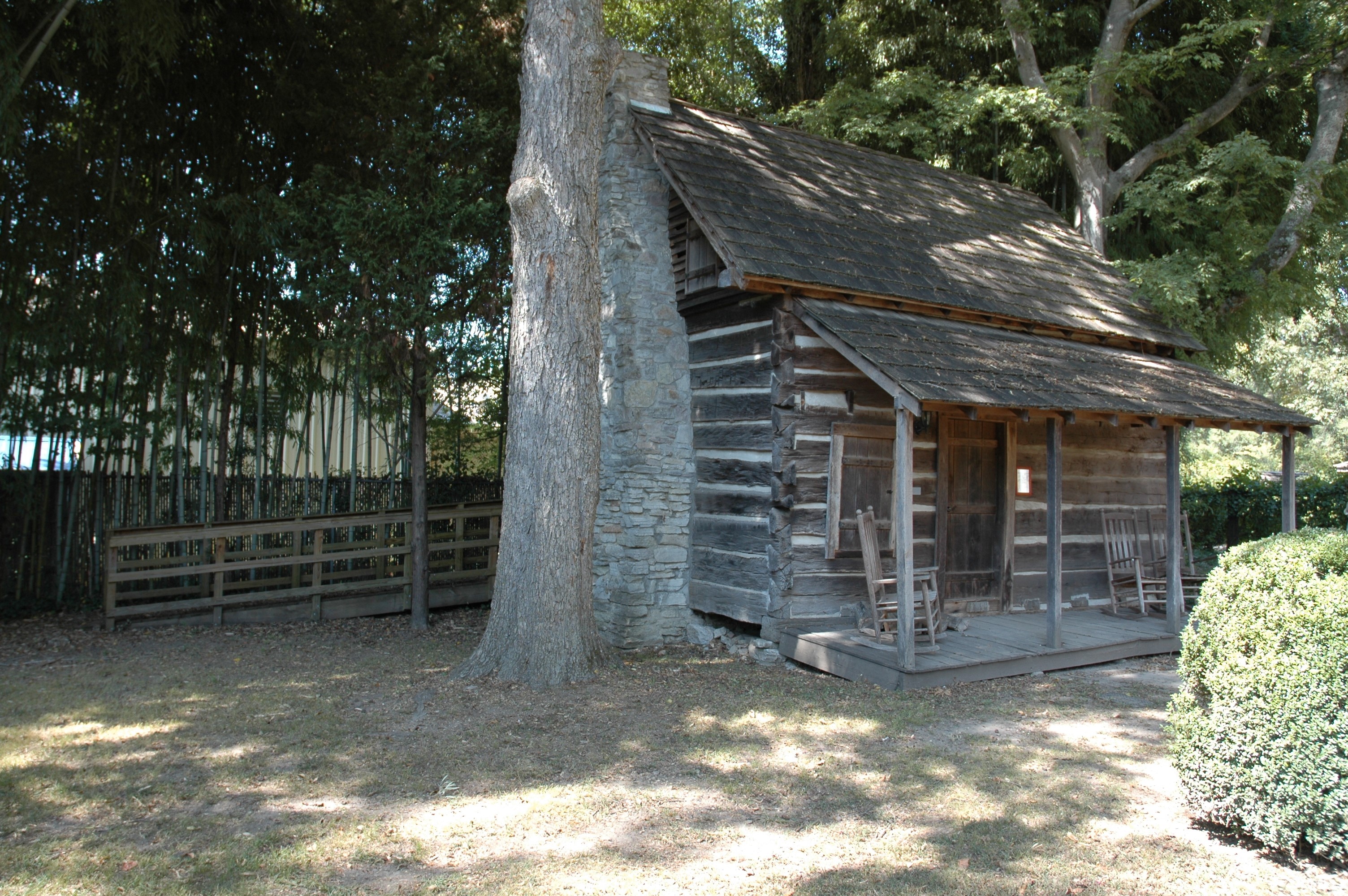 Locations Hub - Cabin at Gordon Lee Mansion