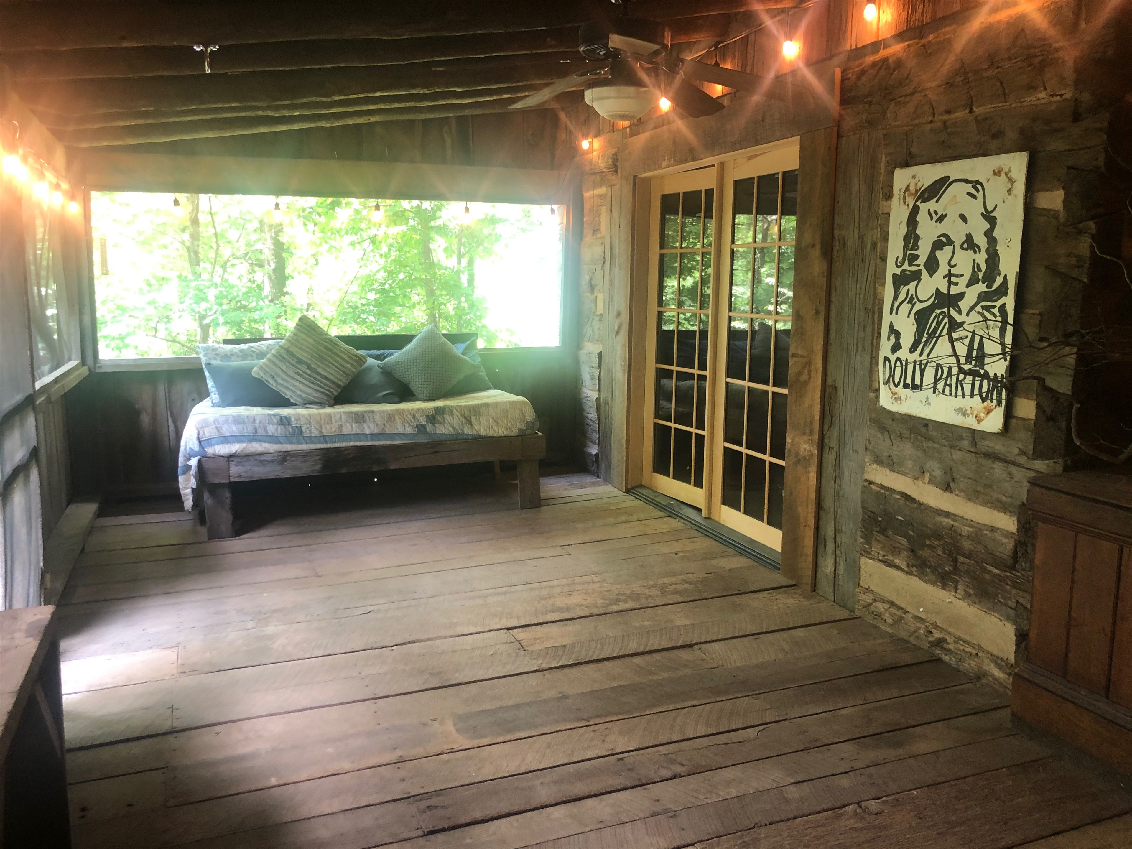 Locations Hub - The Cabins at Lake Rabun