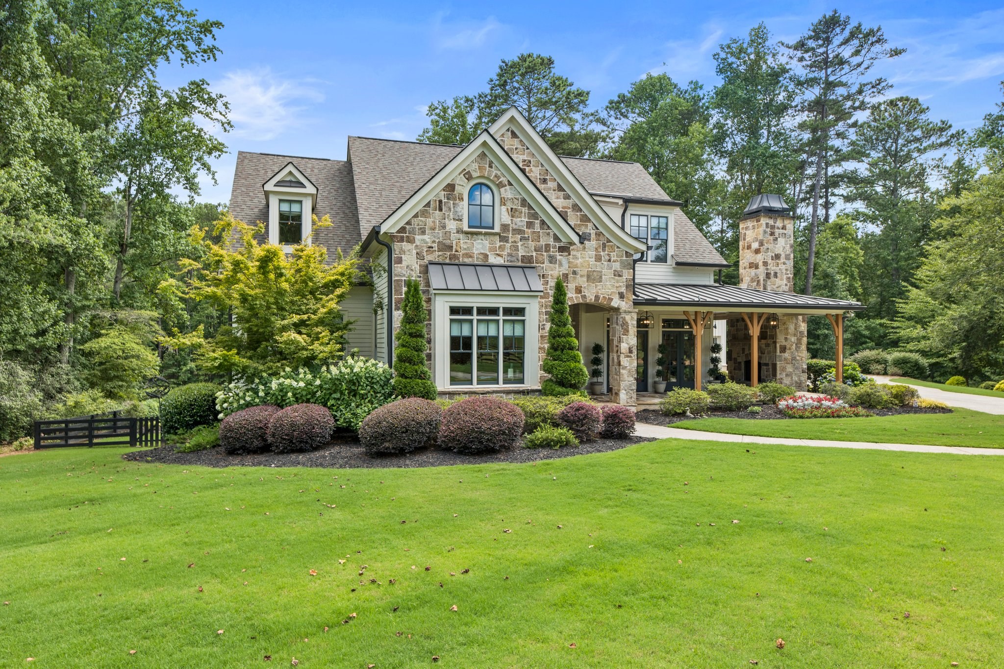 Locations Hub Private Luxury Estate W Acreage And Small Lake North GA locations-hub-private-luxury-estate-w-acreage-and-small-lake-north-ga