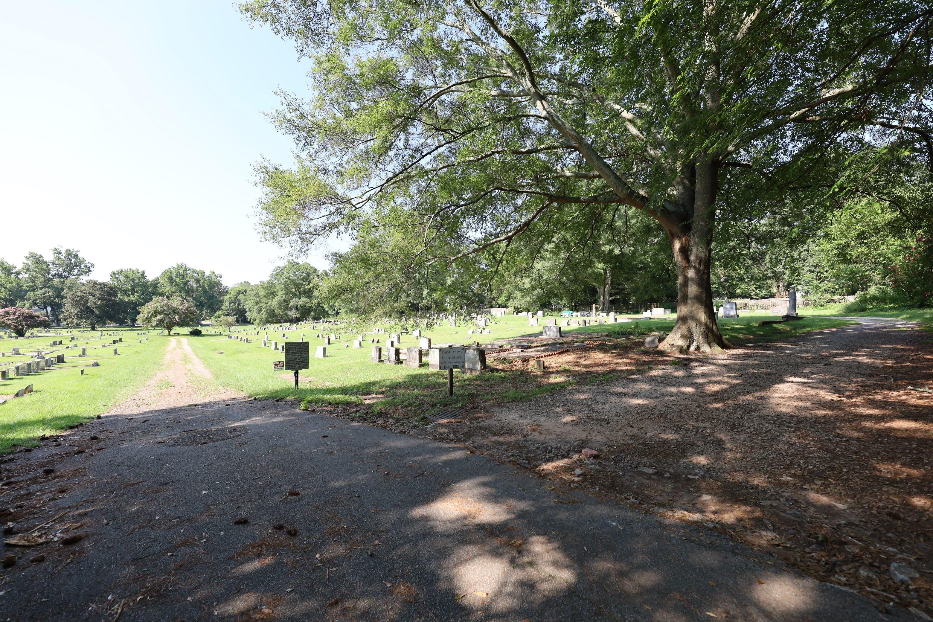 Locations Hub - East View Cemetery