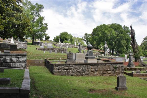 Locations Hub - Myrtle Hill Cemetery