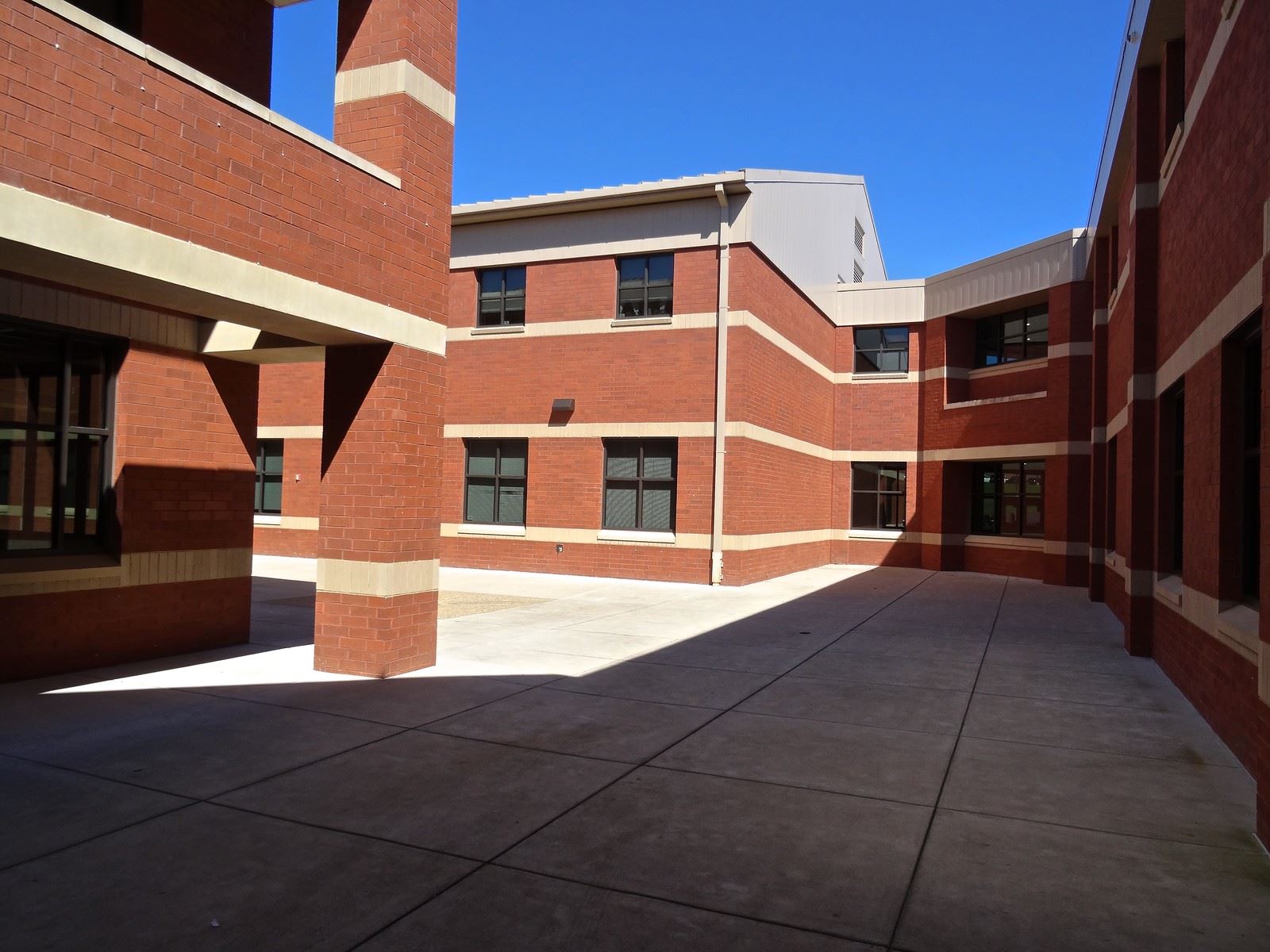 Locations Hub - River Ridge High School