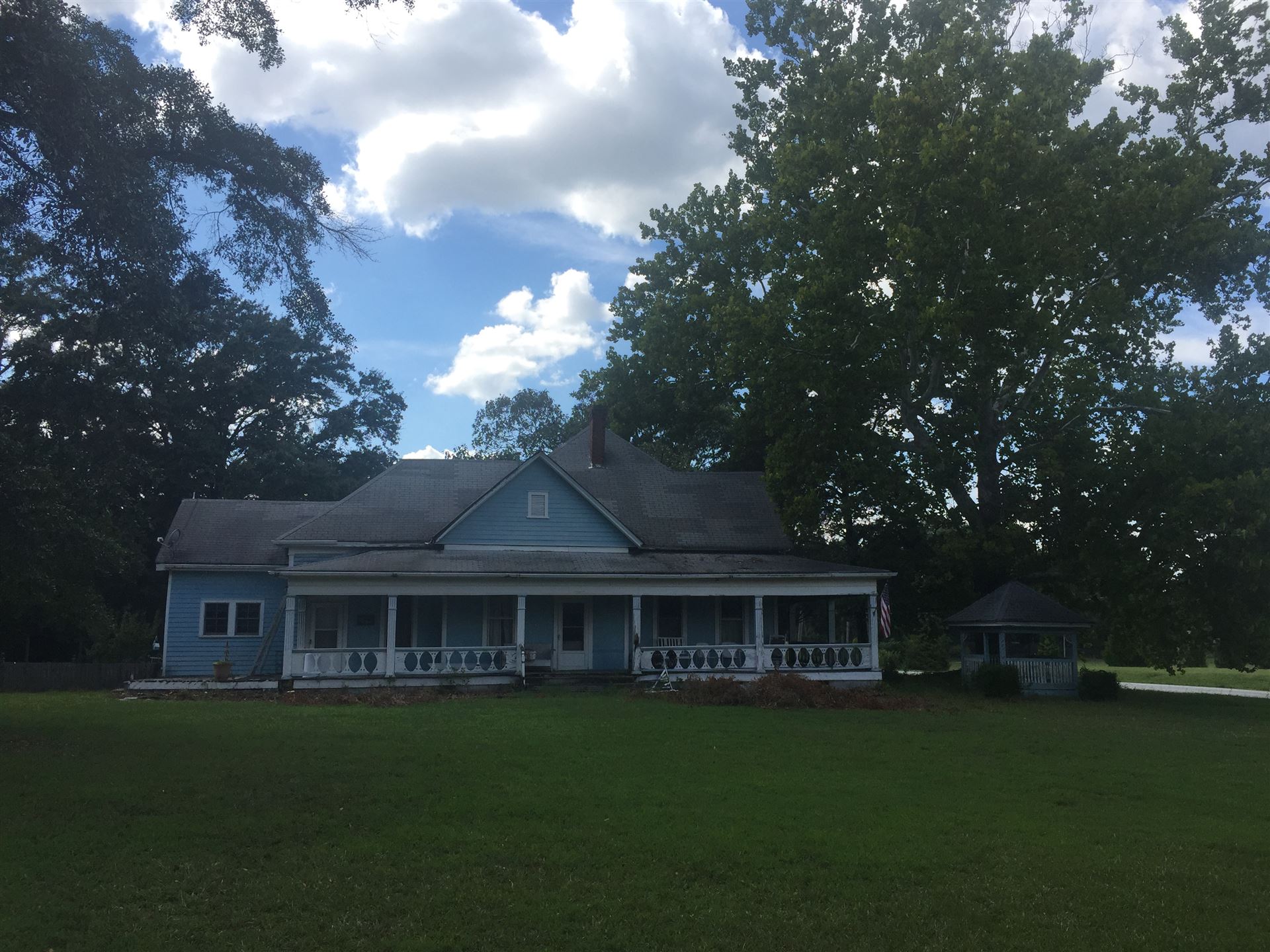 Locations Hub - 1800's Old Home Place and Barn on 30 acres in Fayette ...