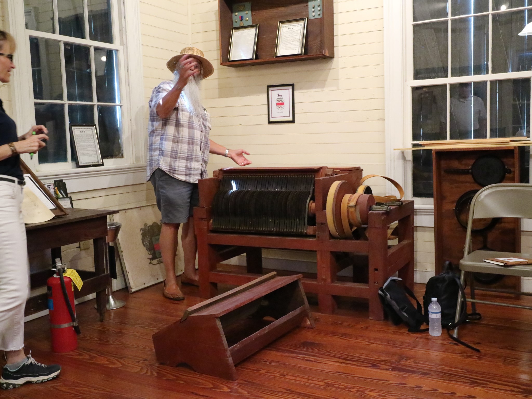 Locations Hub - Old Clinton Historic District