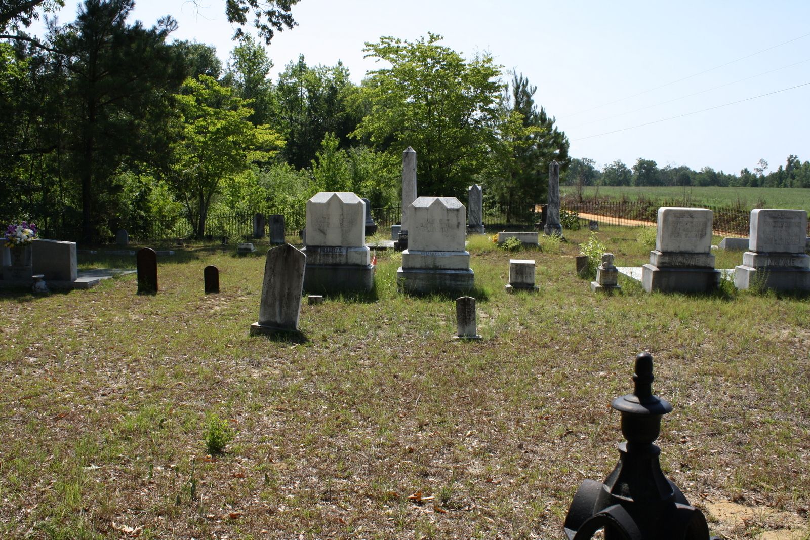 Locations Hub - Jeff McRae House and Cemetery