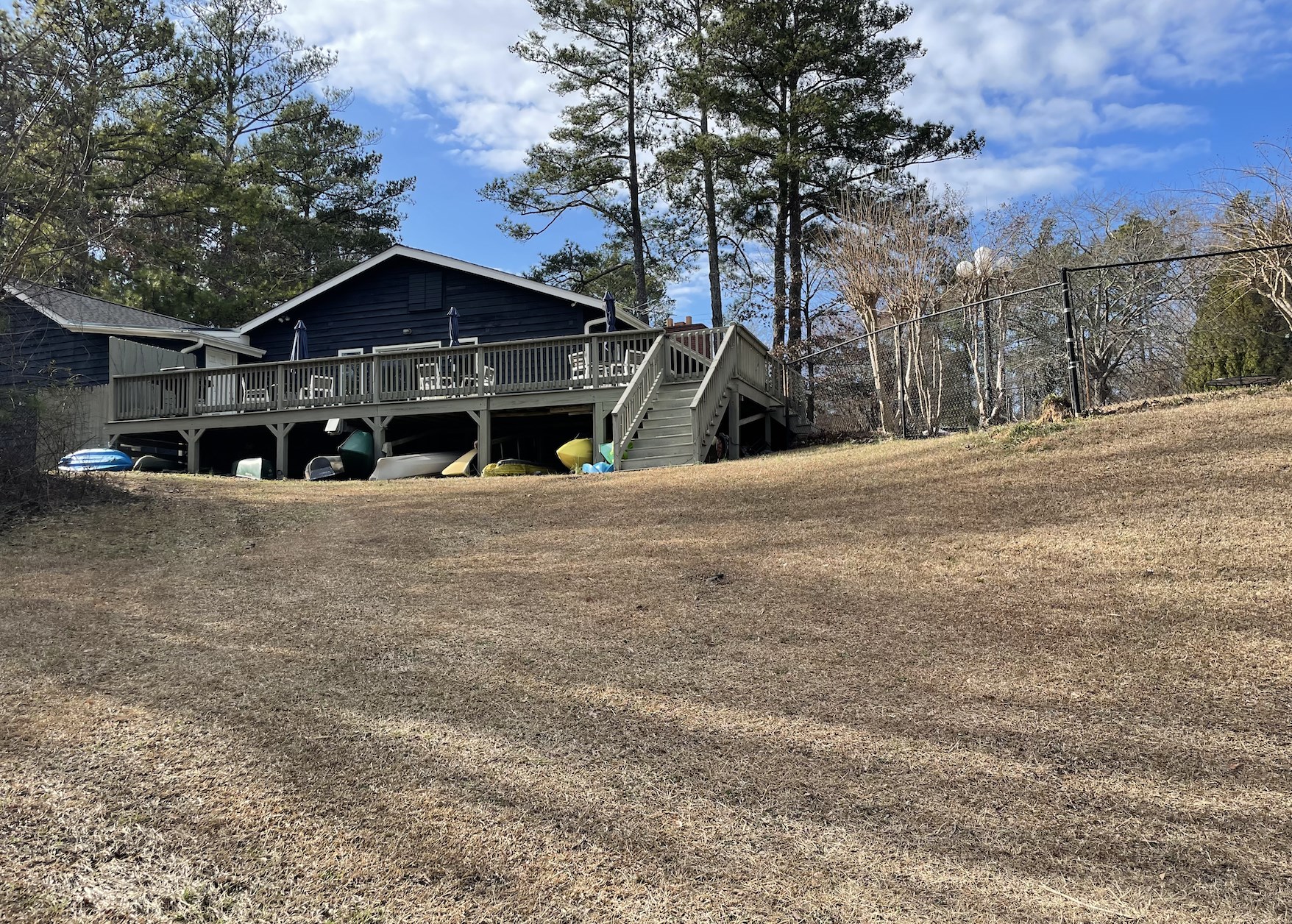 Locations Hub - Lake Laurel Club
