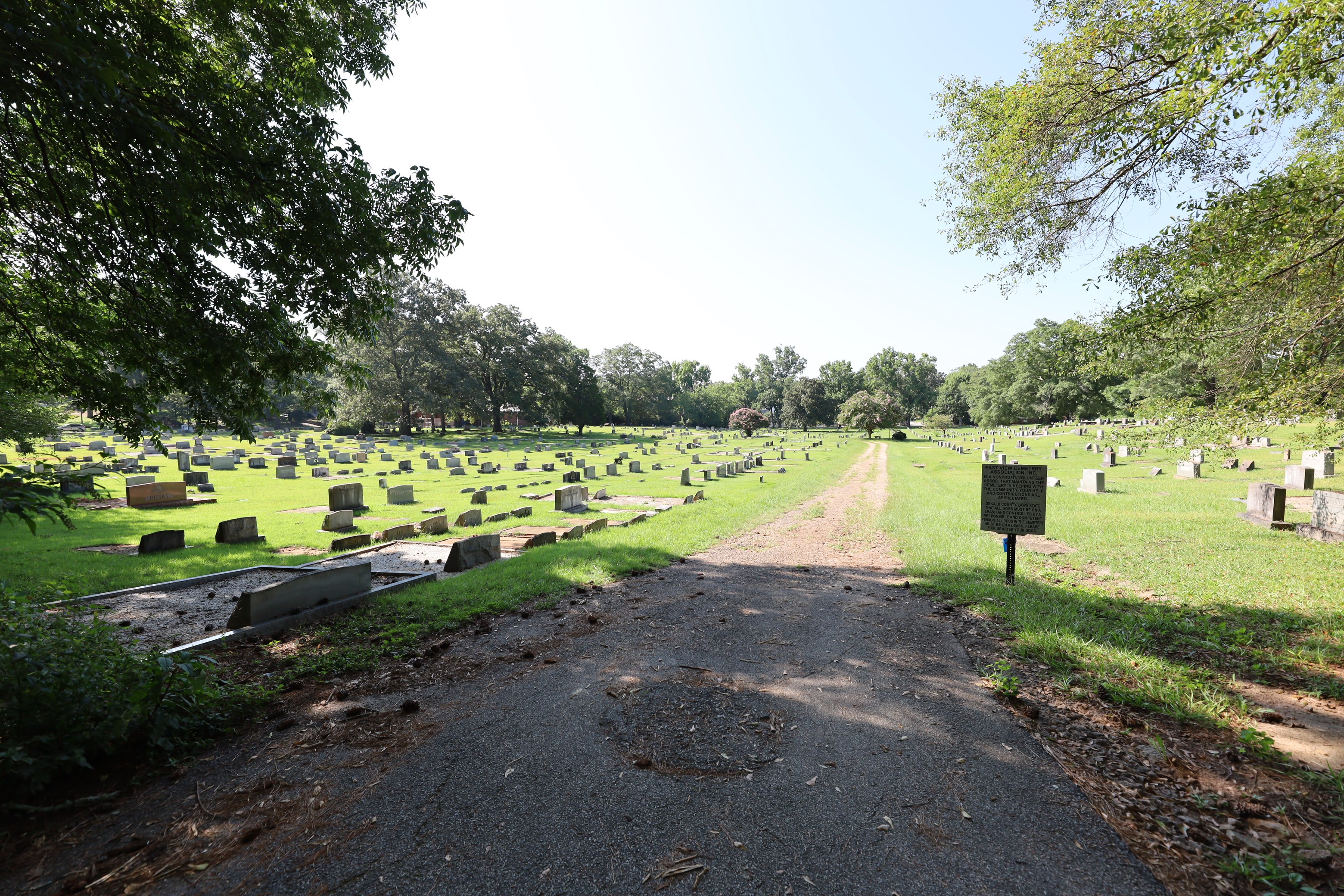 Locations Hub - East View Cemetery