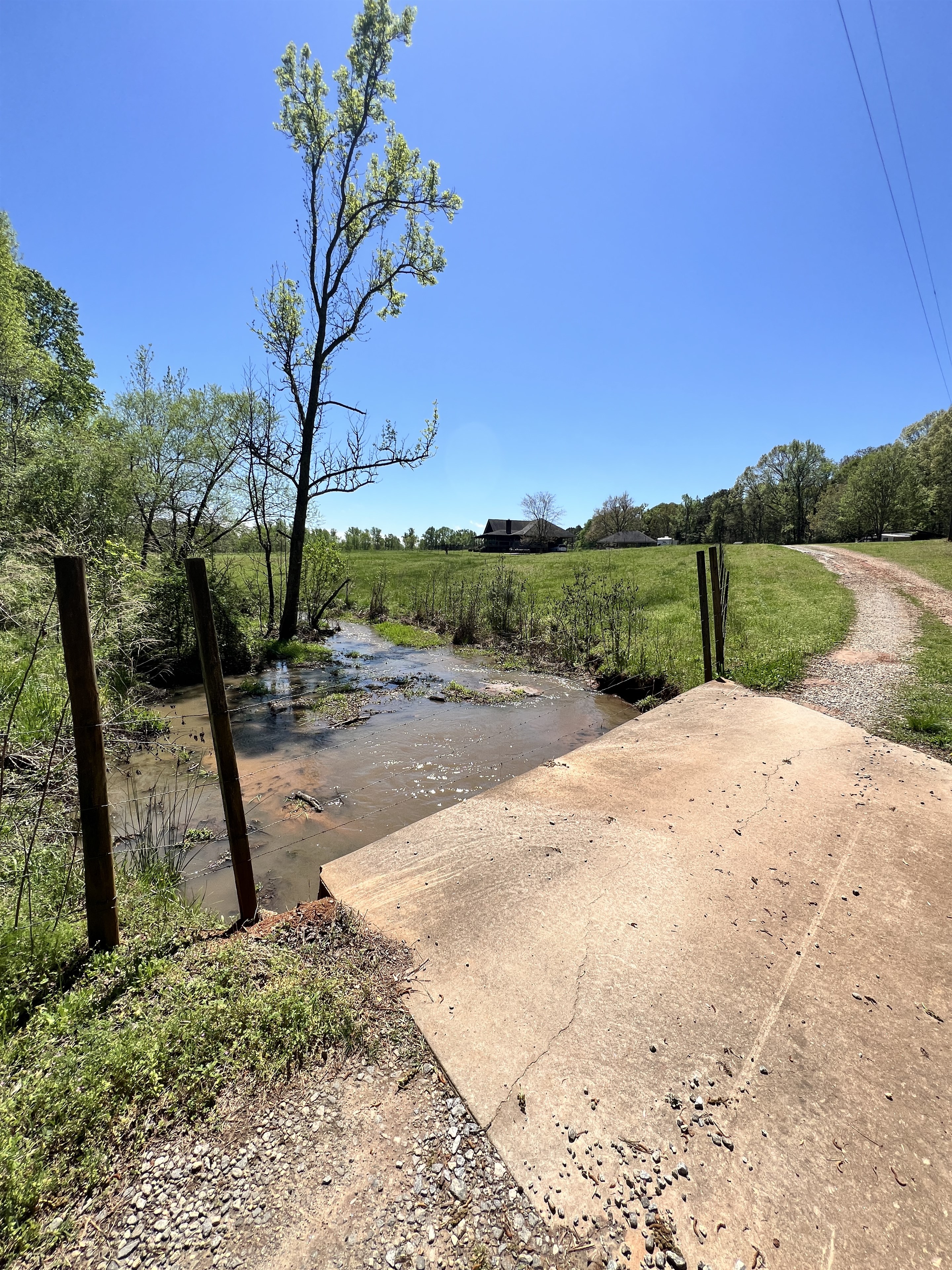 Locations Hub - Jacobs Farm - 28 Acres w/House