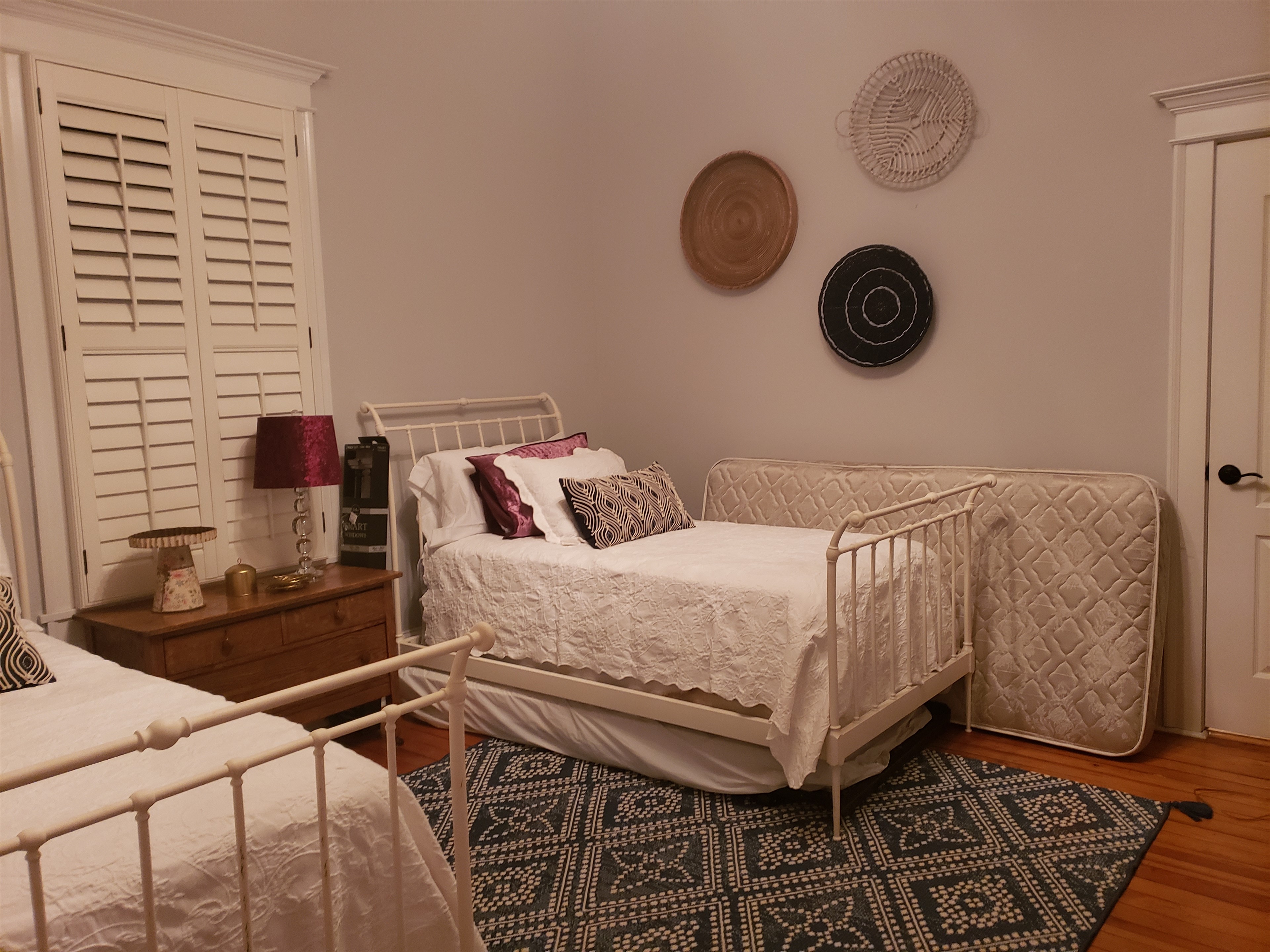 Locations Hub - Downtown Dallas Historic Home