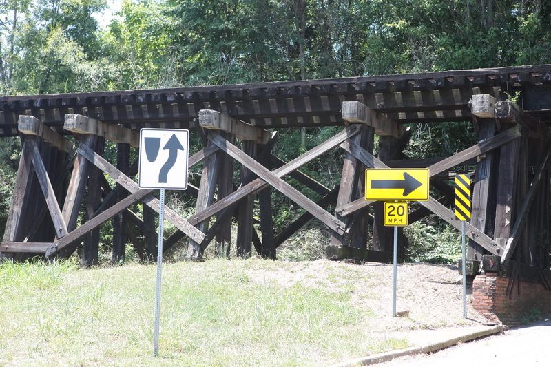 Locations Hub - Great Walton Railroad / Train Tracks