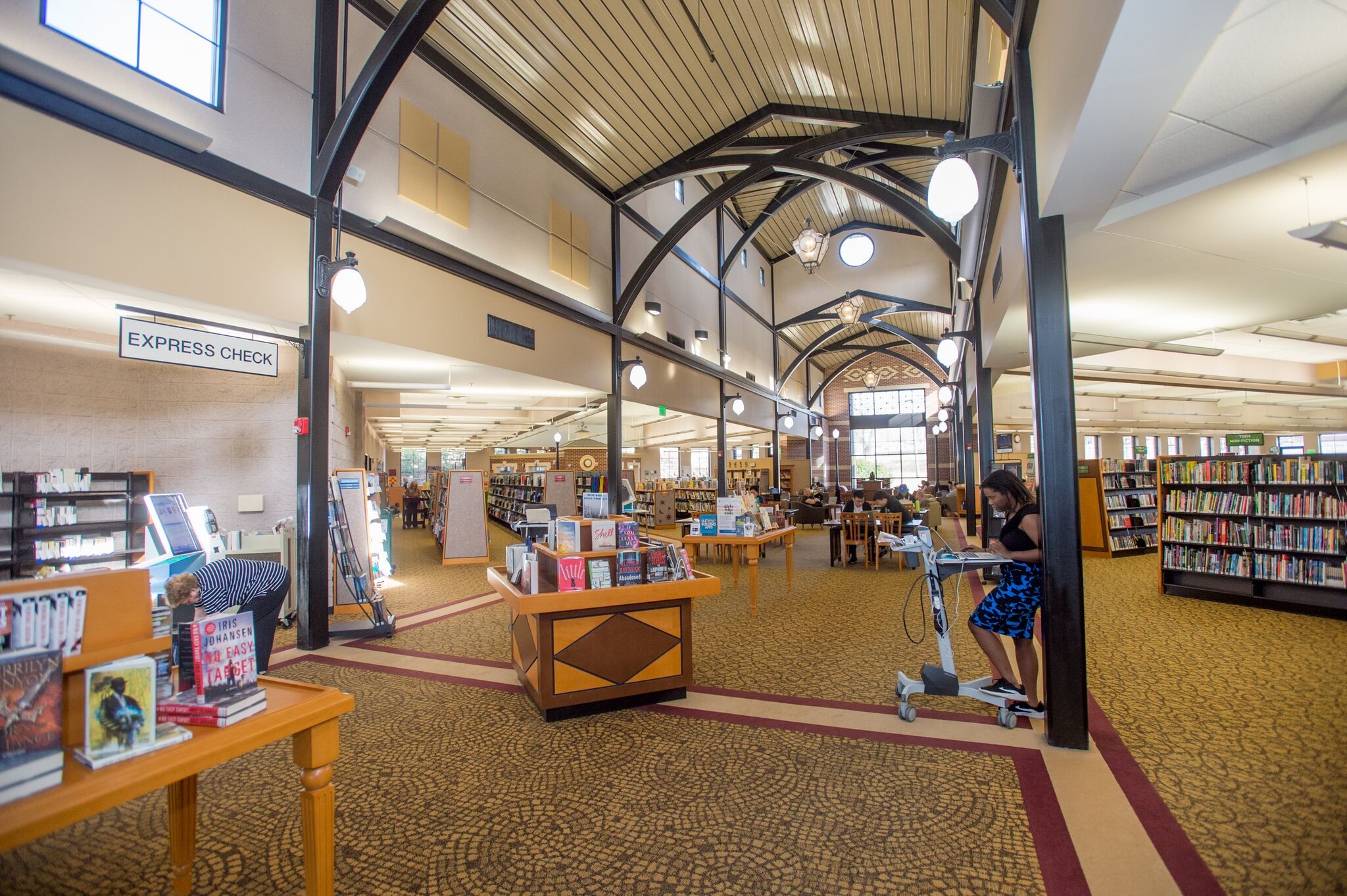 Locations Hub - Suwanee Branch - Gwinnett County Public Library