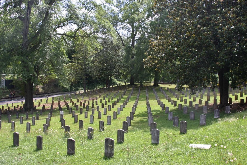 Locations Hub - Myrtle Hill Cemetery