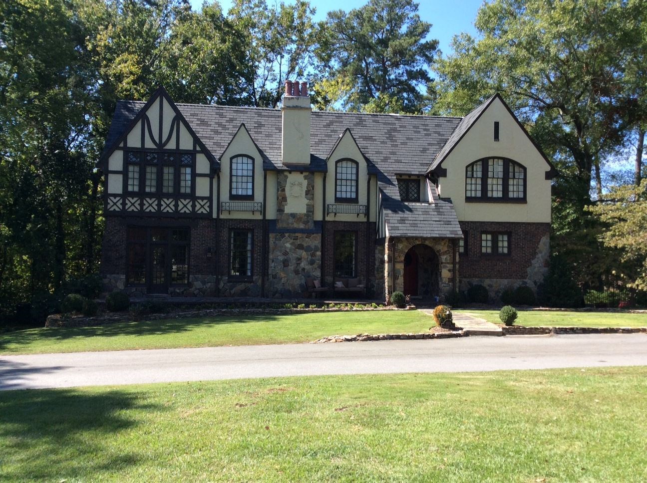 Locations Hub - Covington House