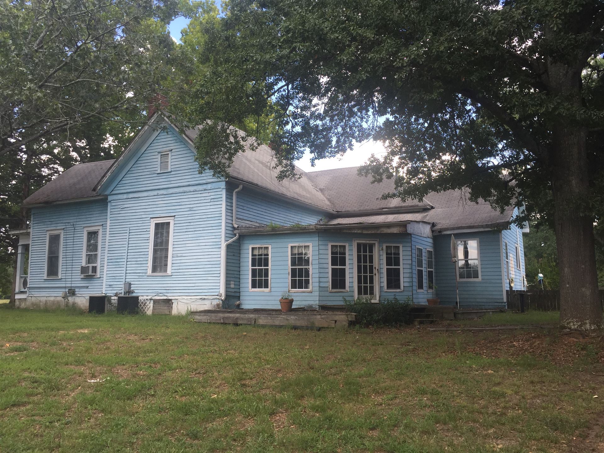 Locations Hub - 1800's Old Home Place and Barn on 30 acres in Fayette ...