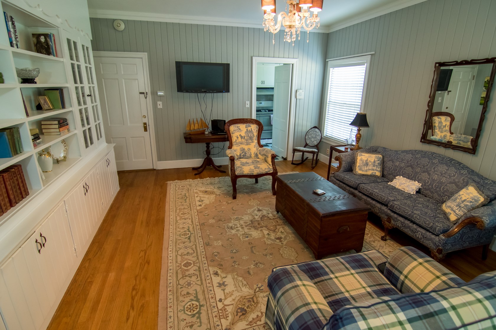 Locations Hub - Wilkins-Fulcher House
