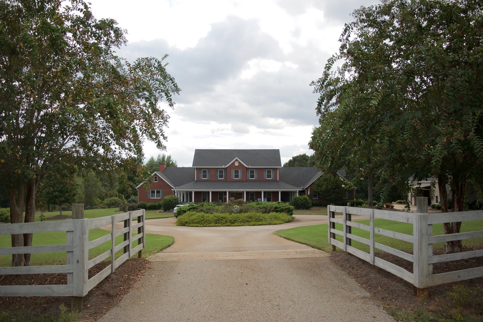 Locations Hub - Gore Farm - 600+ Acre Cattle Farm