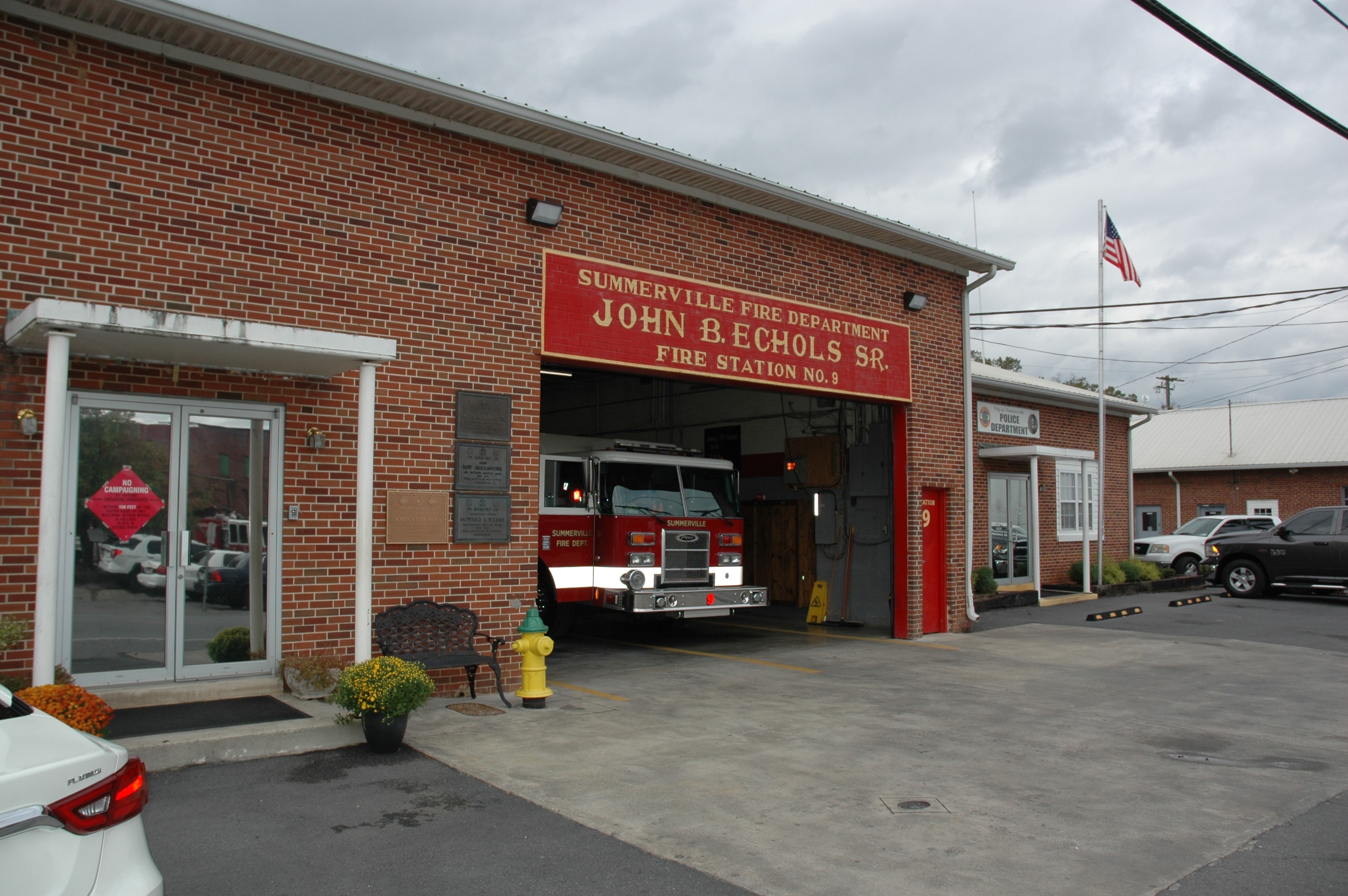 Locations Hub - Summerville City Hall and Municipal Buildings