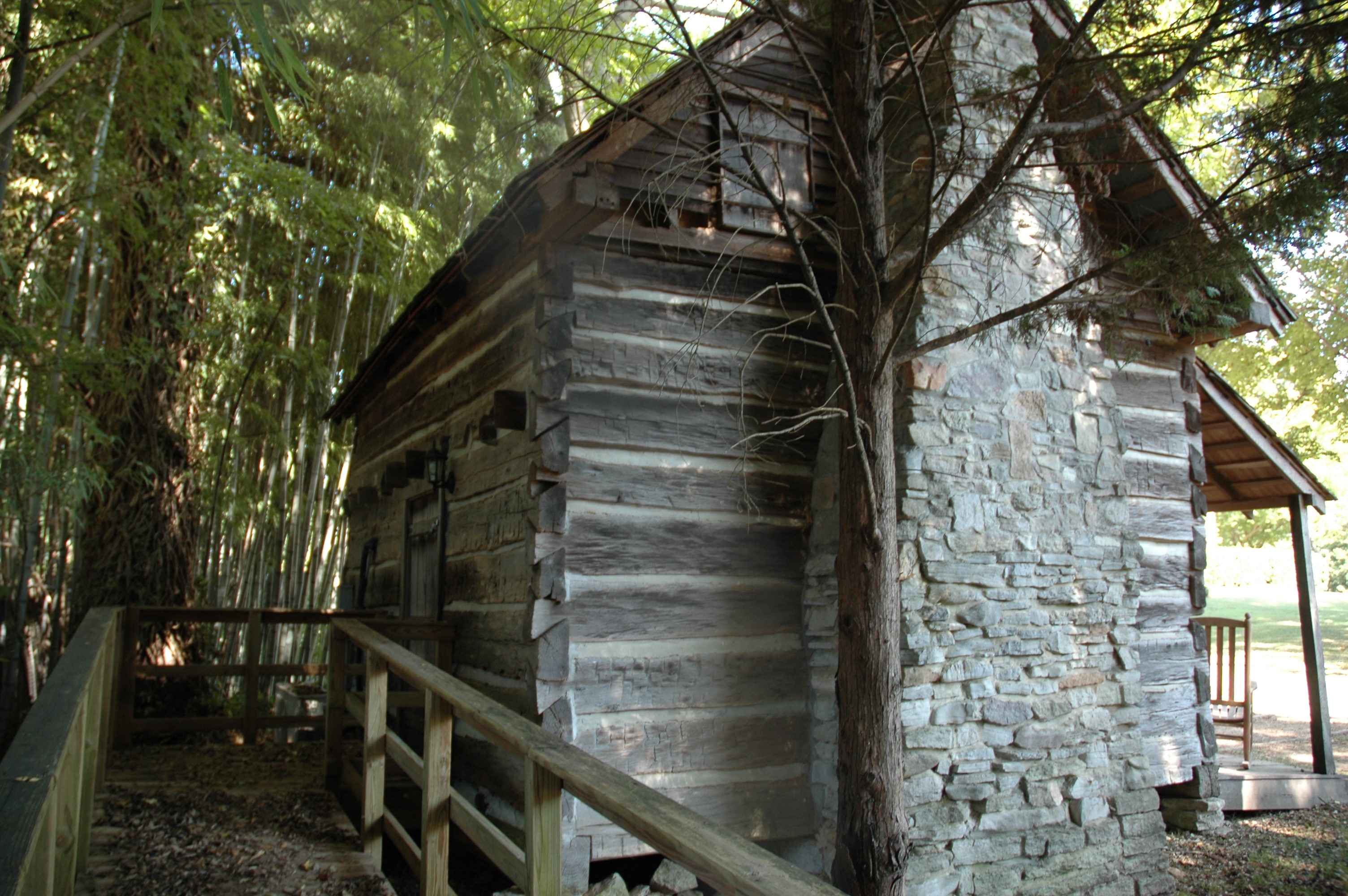 Locations Hub - Cabin at Gordon Lee Mansion