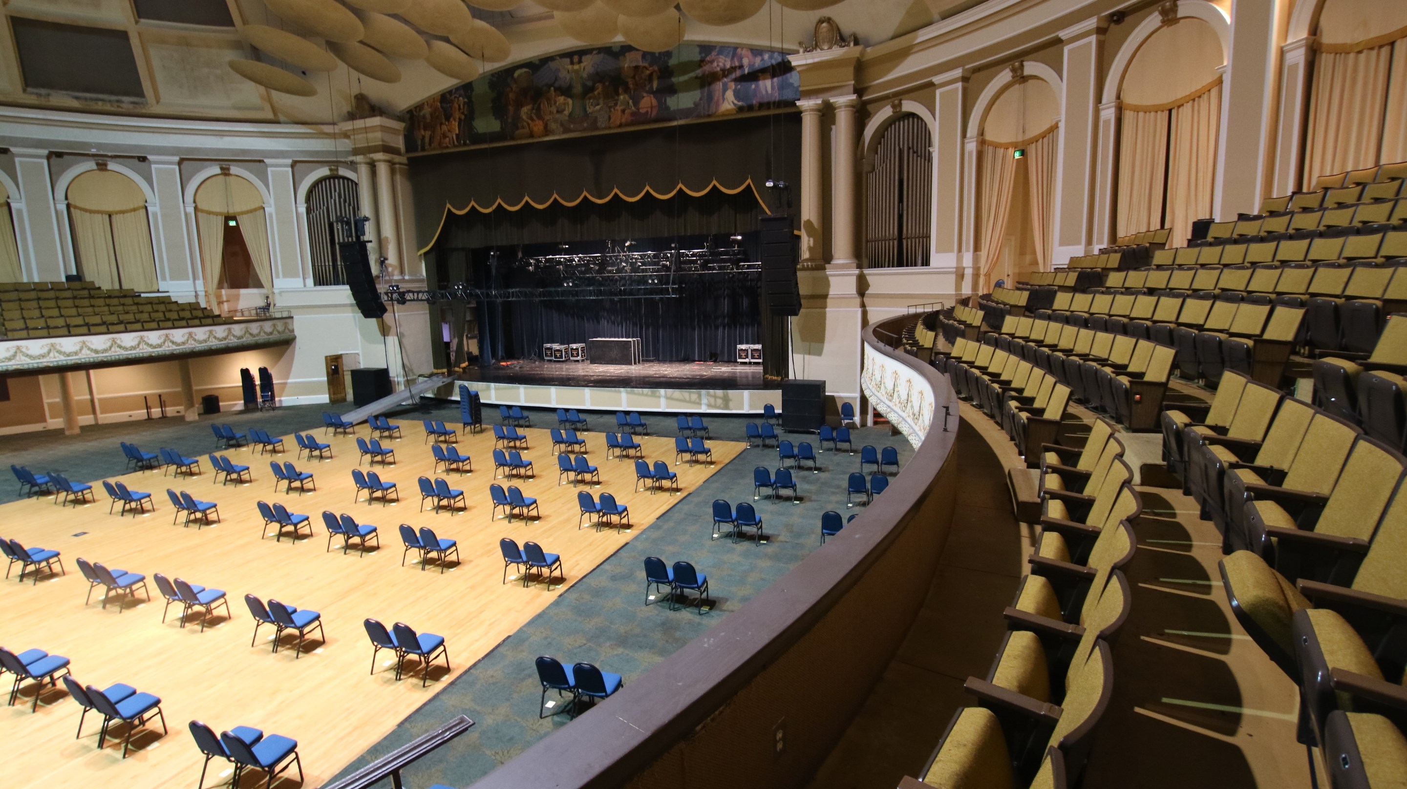 Locations Hub - Macon City Auditorium