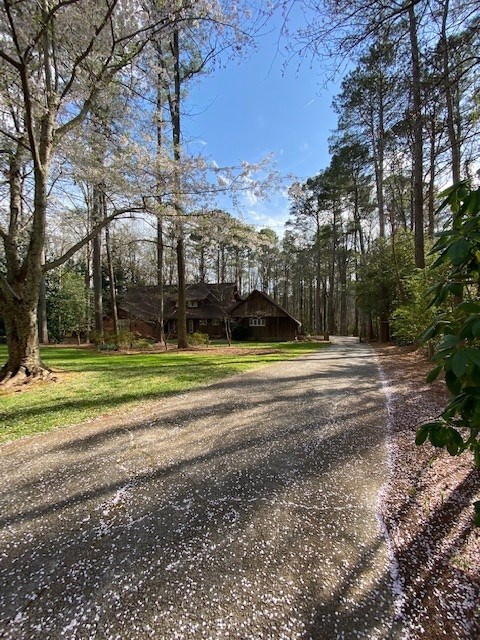 Locations Hub - Unique Cabin / Farmhouse in Smoke Rise Georgia