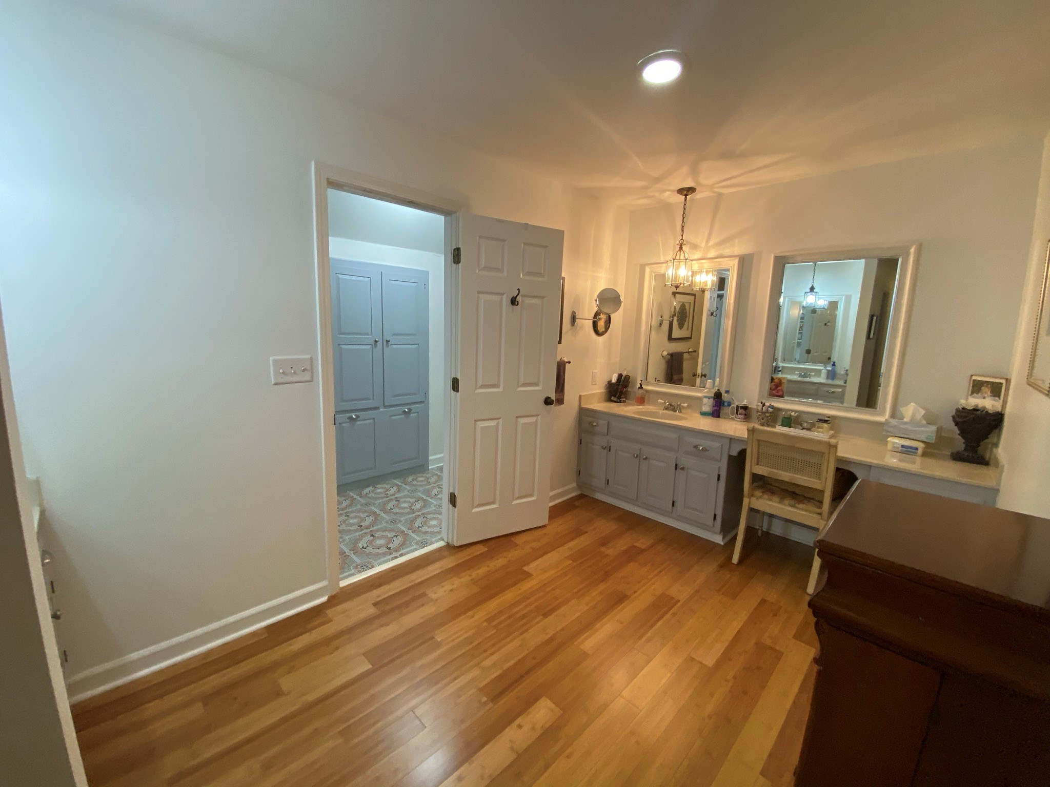 Locations Hub - Unique Cabin / Farmhouse in Smoke Rise Georgia