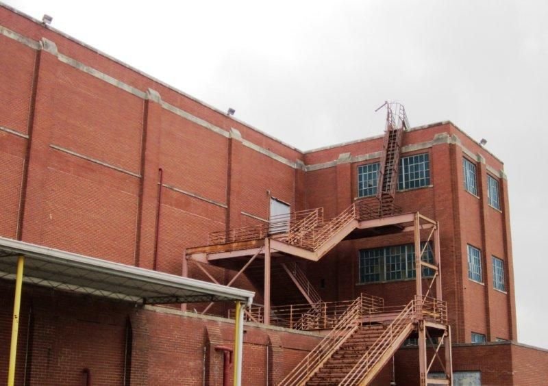 Locations Hub - Threadmill Complex